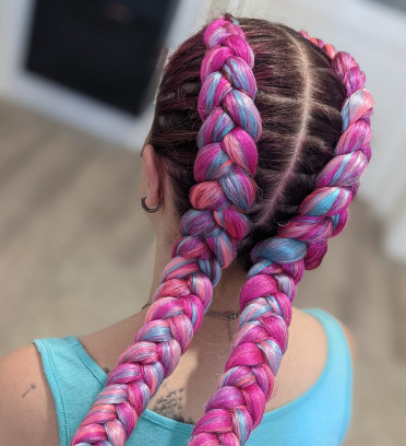 Schedule online with Copánky Evanii on Booking.page